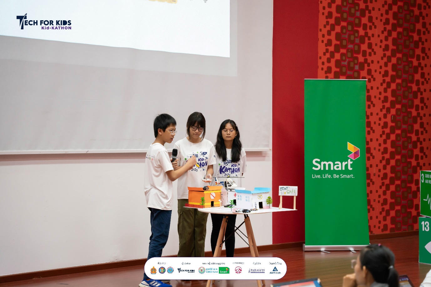 Smart Axiata and Tech for Kids Academy unite for Kid-KATHON National Event - Cambodia Investment ...