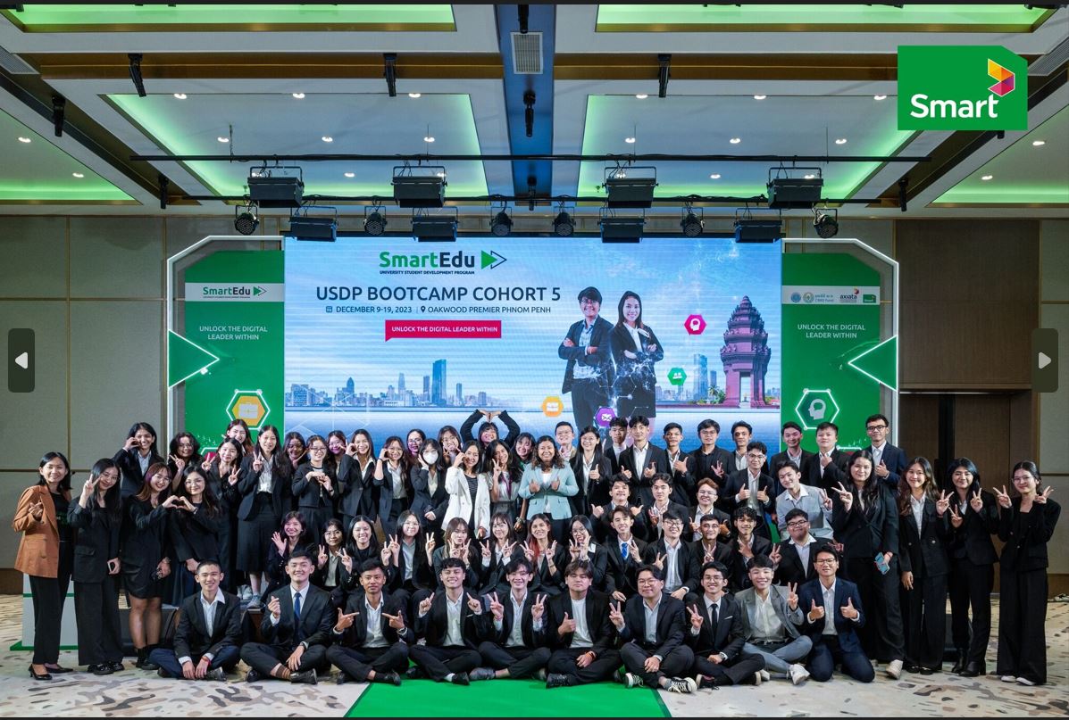 Smart Axiata Empowers SmartEdu USDP Top Performers with Insightful Tech Trip to Vietnam ...